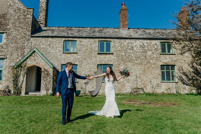 A Sunny Wedding Day for Emily and Alex | Ash Barton Estate